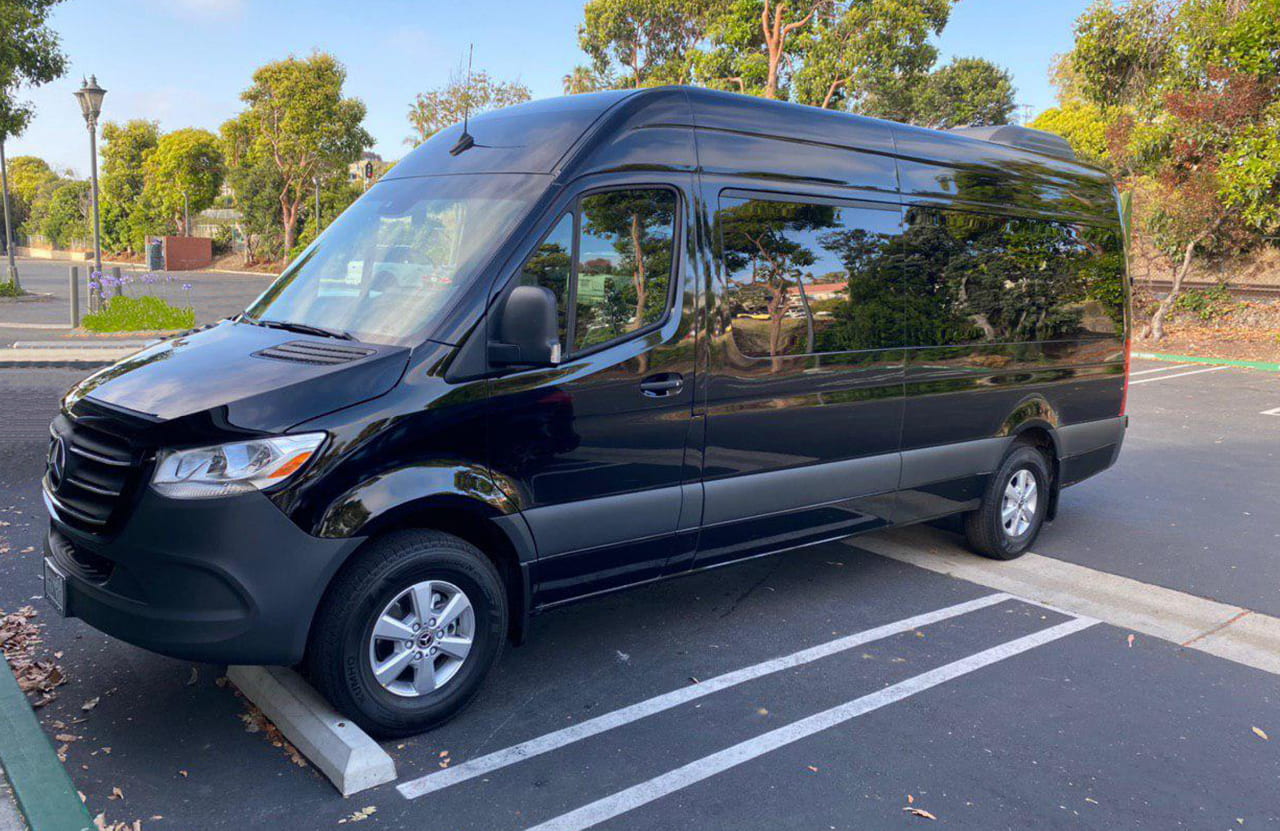 15 PAX Mercedes Sprinter - San Diego Van Rentals